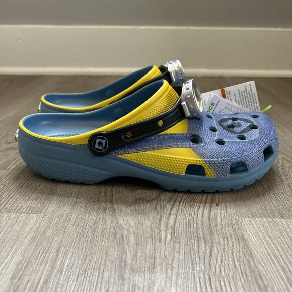 CROCS | Shoes | Despicable Me X Crocs Mens 2 Classic Clogs Minions ...